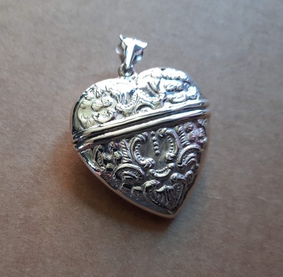 Ideas for 80th birthdays|over bloomin' eighty|medals, pendants ...