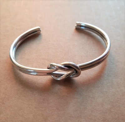 opening knot bangle sterling silver |personalised charms |online Australia